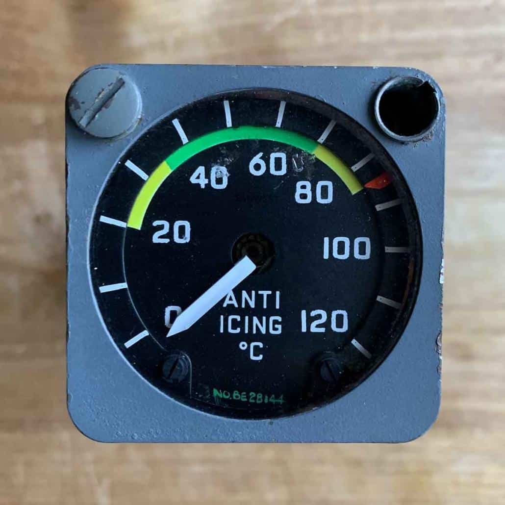 Anti-icing temperature indicator - Aviation Gadgets