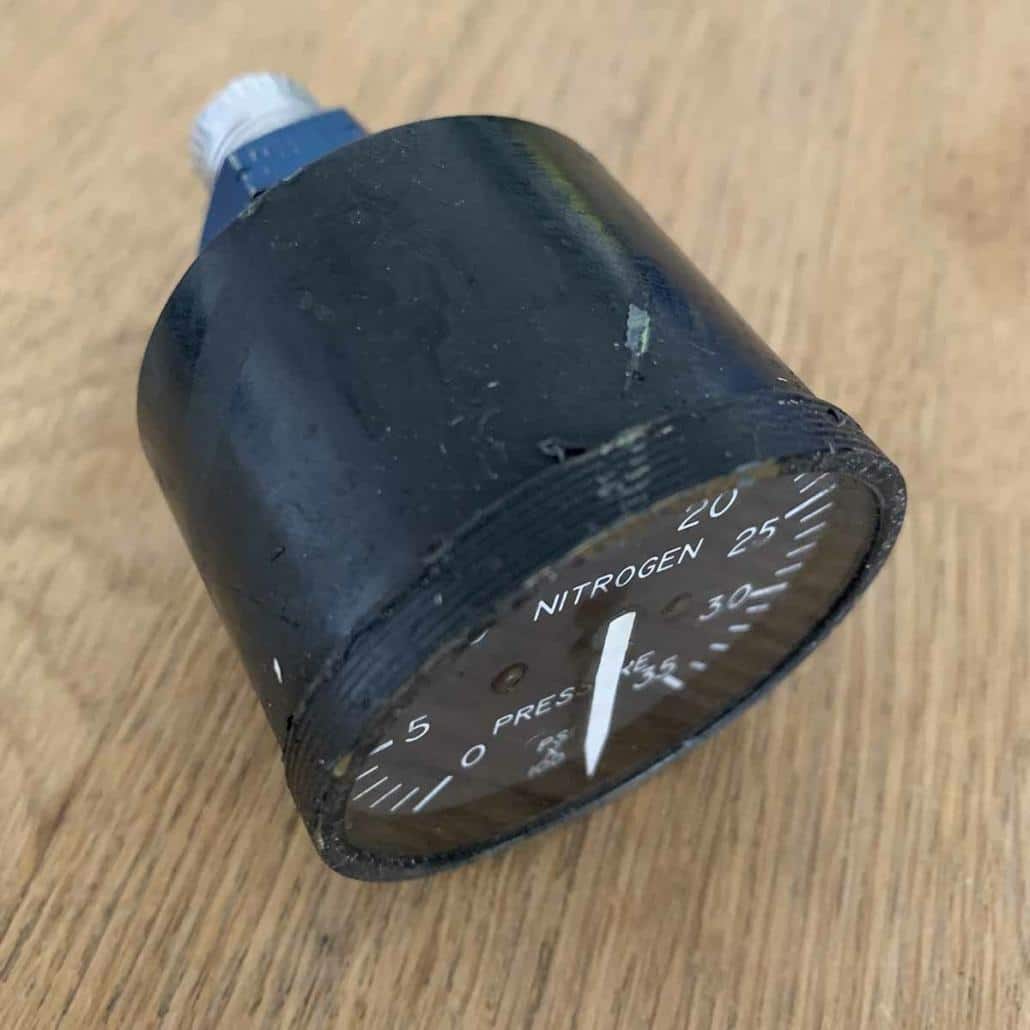 Nitrogren pressure indicator - Aviation Gadgets
