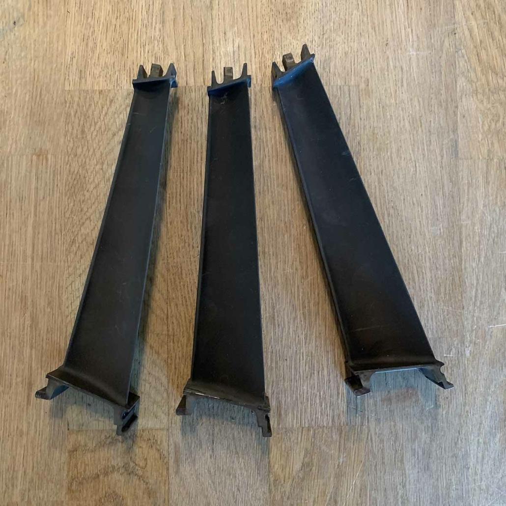 P&W JT8D stator blade (large) (set of 3) - Aviation Gadgets