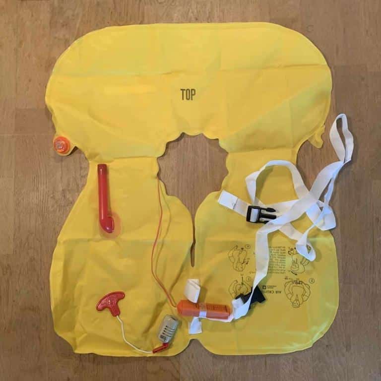Aircraft safety demonstration kit - Aviation Gadgets