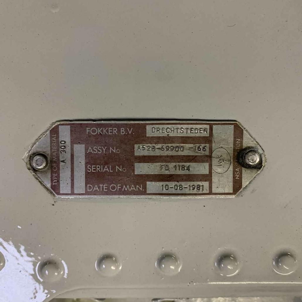 Airbus A300 main landing gear door - Aviation Gadgets