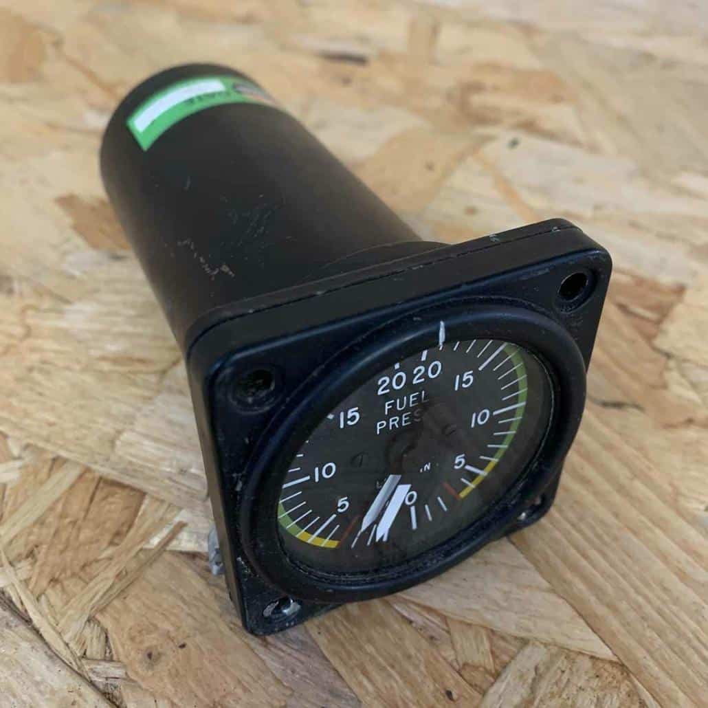 Fuel pressure indicator - Aviation Gadgets
