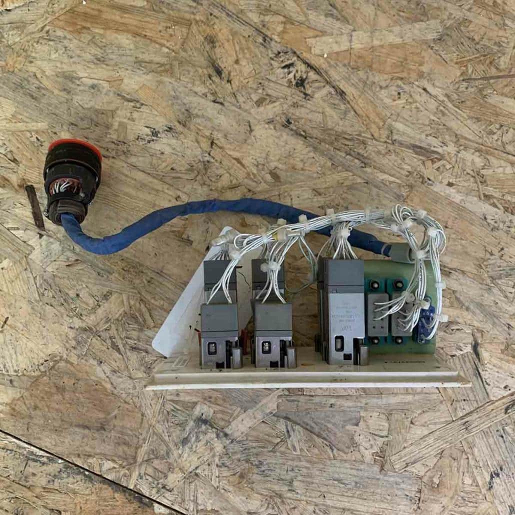 KLM Boeing 747 PH-BFR cart lift control panel - Aviation Gadgets