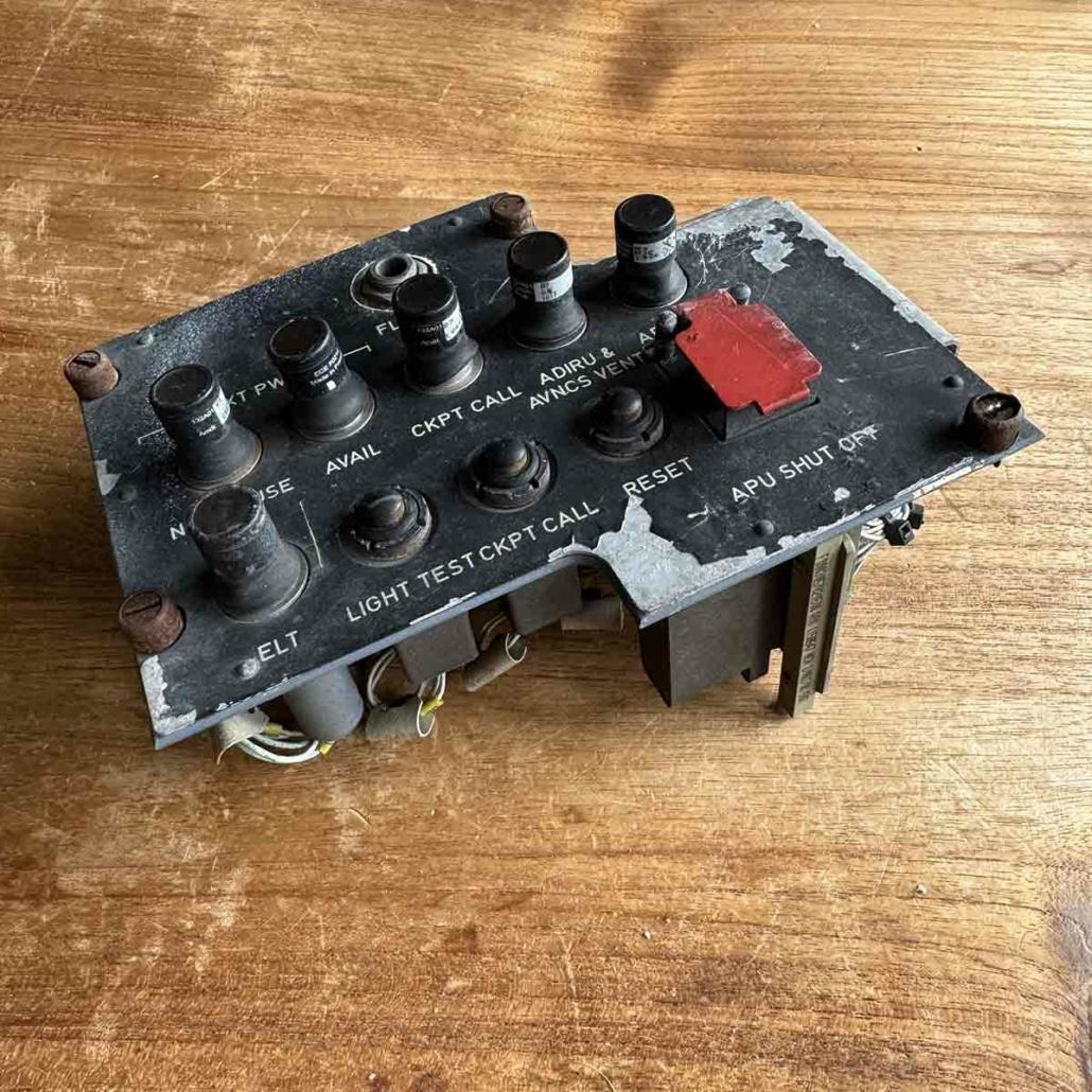 Airbus A320 circuit breaker panel 108VU - Aviation Gadgets