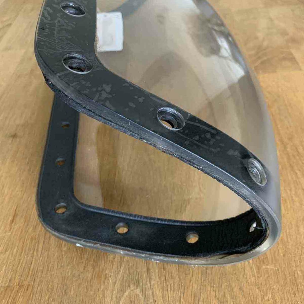 Airbus A340 wingtip light cover - Aviation Gadgets