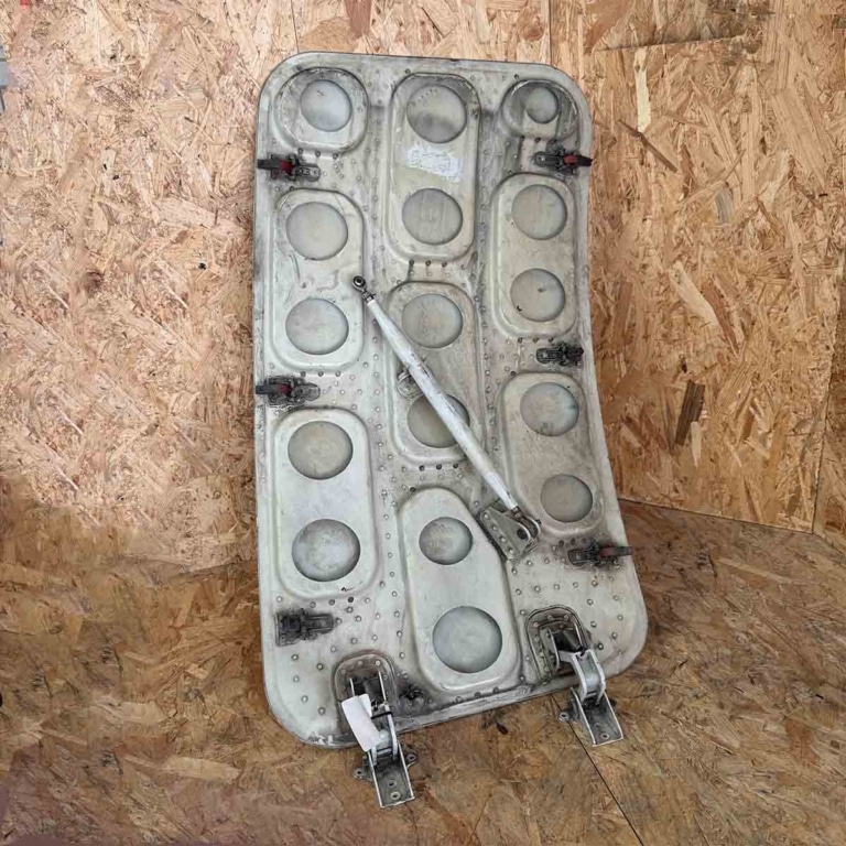 Plus Ultra Airbus A340 EC-MQM access panel - Aviation Gadgets