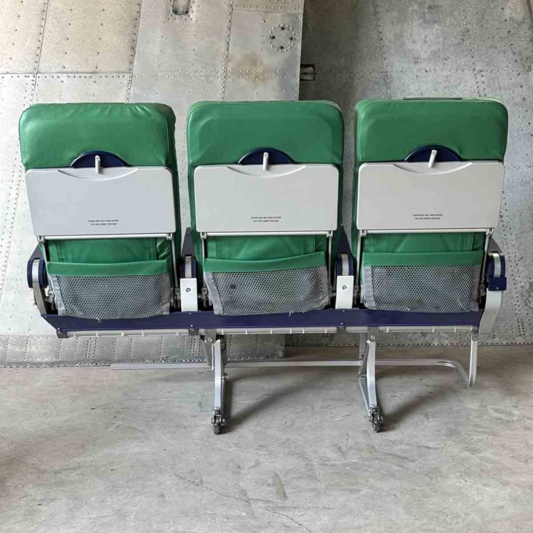 Transavia Boeing 737 PH-XRC economy passenger seats - Aviation Gadgets