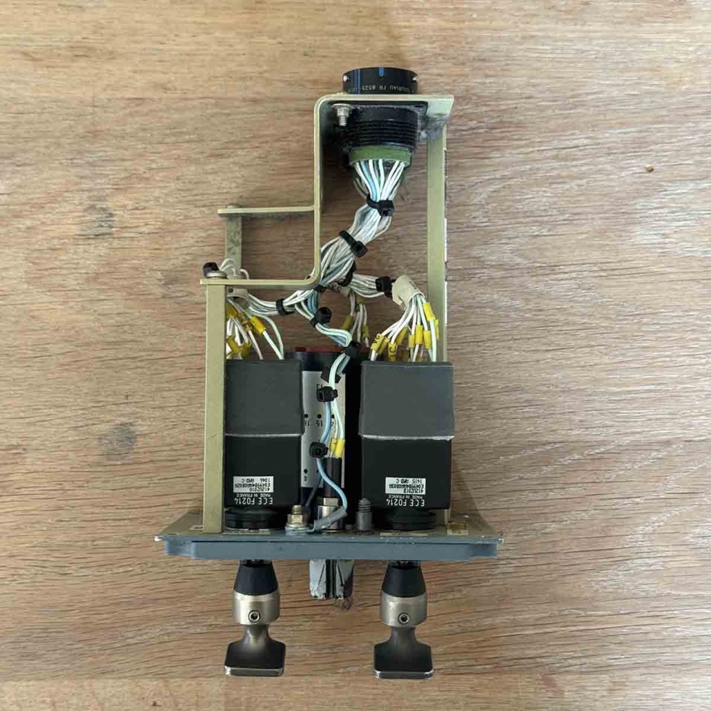 Airbus A320 engine master control panel 115VU - Aviation Gadgets