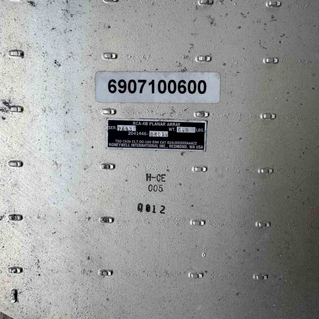 Airbus A320 weather radar antenna - Aviation Gadgets